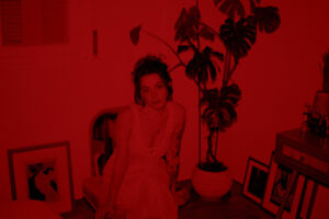 ELENI DRAKE | Feel Presents